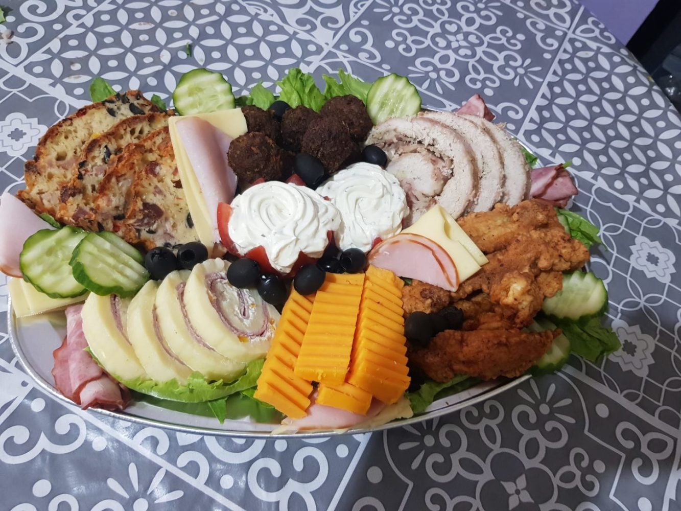 Meniu Traditional Romanesc De Craciun La Comanda In Bradford, UK ...